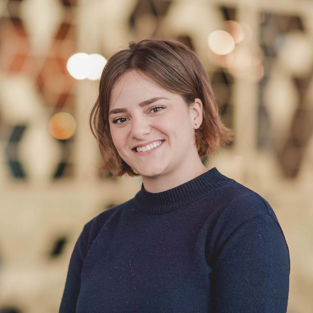 Louise Coppéré, motion designer and content creator | Alexem
